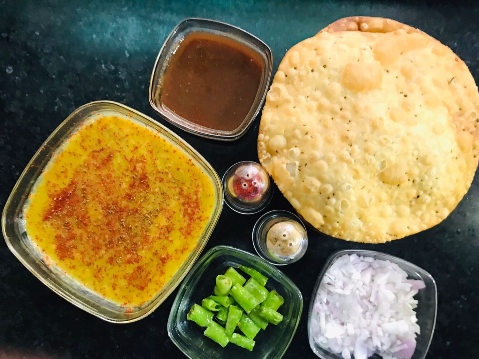 Dal Pakwan: This Sindhi Breakfast Recipe